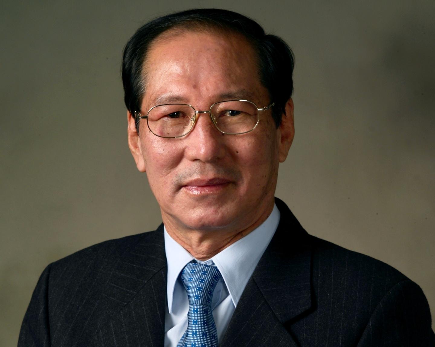 감사합니다 아카데미과학 회장님 | 한국일보