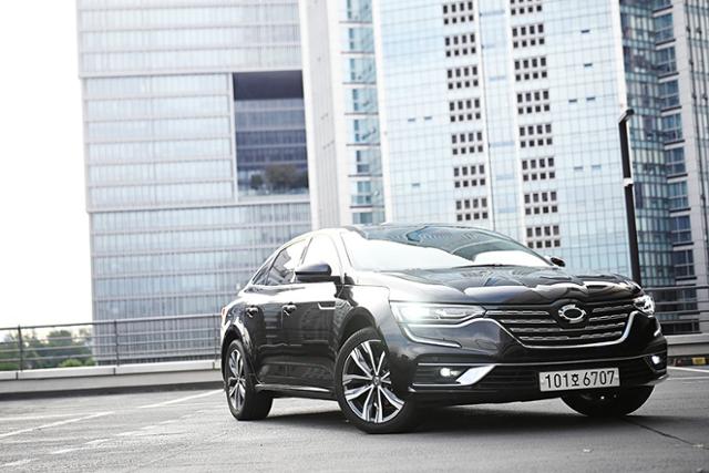 [시승기] 운영의 부담을 덜어낸 중형 세단 – 르노코리아자동차 SM6 TCe 260