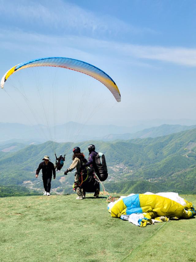 Let the wind take you this spring — soar over Yangpyeong with ...
